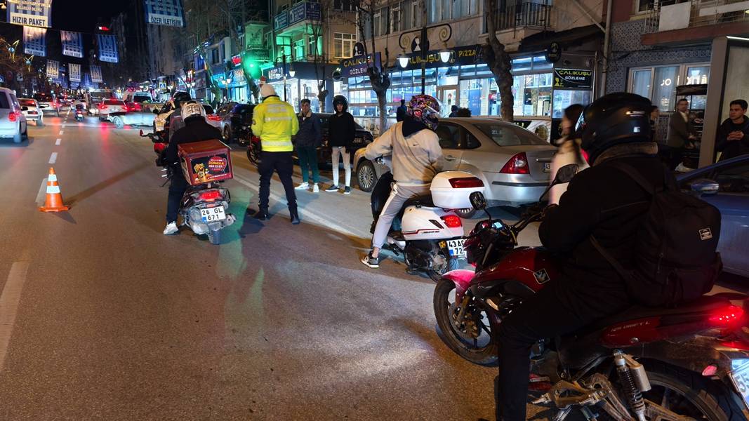 Kütahya’da motosiklet denetimleri sıkılaştırıldı - Kütahya Ekspres